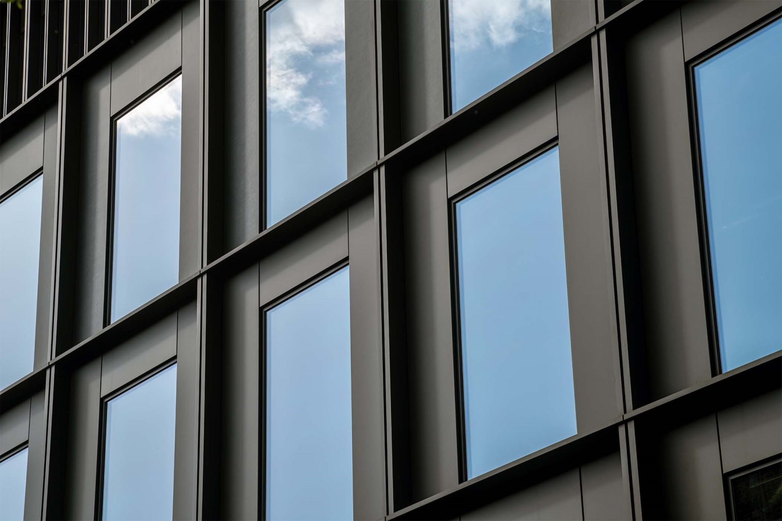 Facade Platform Design to Reduce Carbon